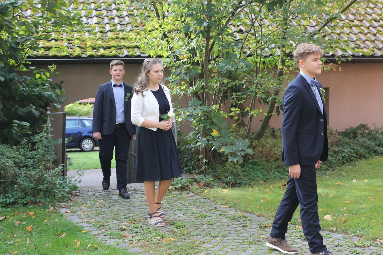 Zautendorfer Konfirmation 2020 - Endlich konnten unsere Konfirmanden/innen feiern! | Evangelisch ...